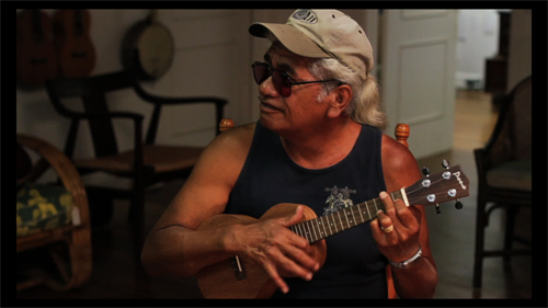 Nedward Ka’apana caught in Action! | The Ukulele Review