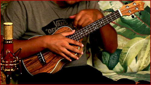 Red String and a Blue Mic- | The Ukulele Review